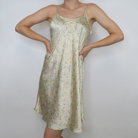 Delicate Intimates | Intimates & Sleepwear | Vintage Delicate Treasures ...